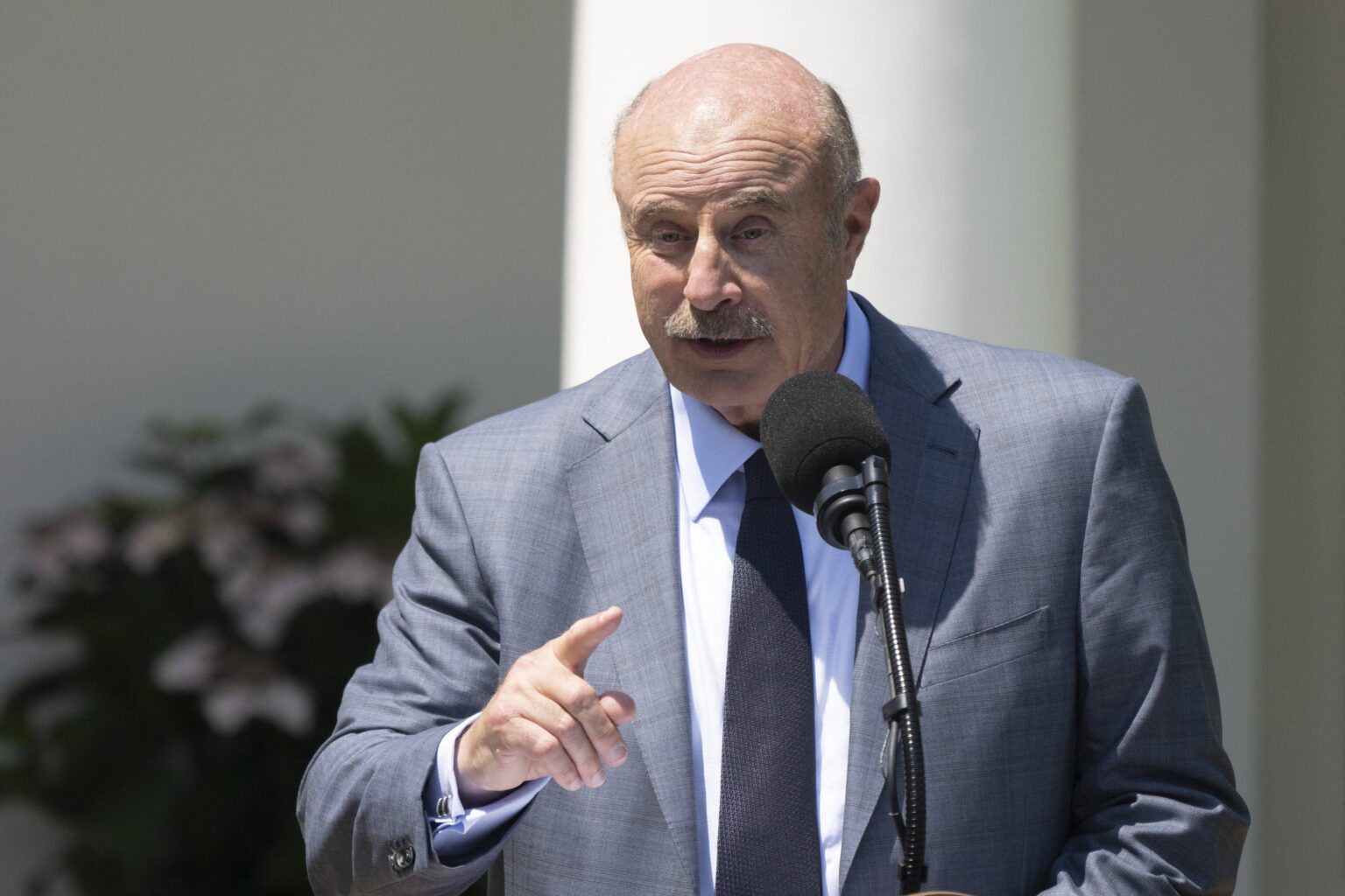Dr. Phil McGraw Takes the Stand in $500 Million Bankruptcy Battle With ...