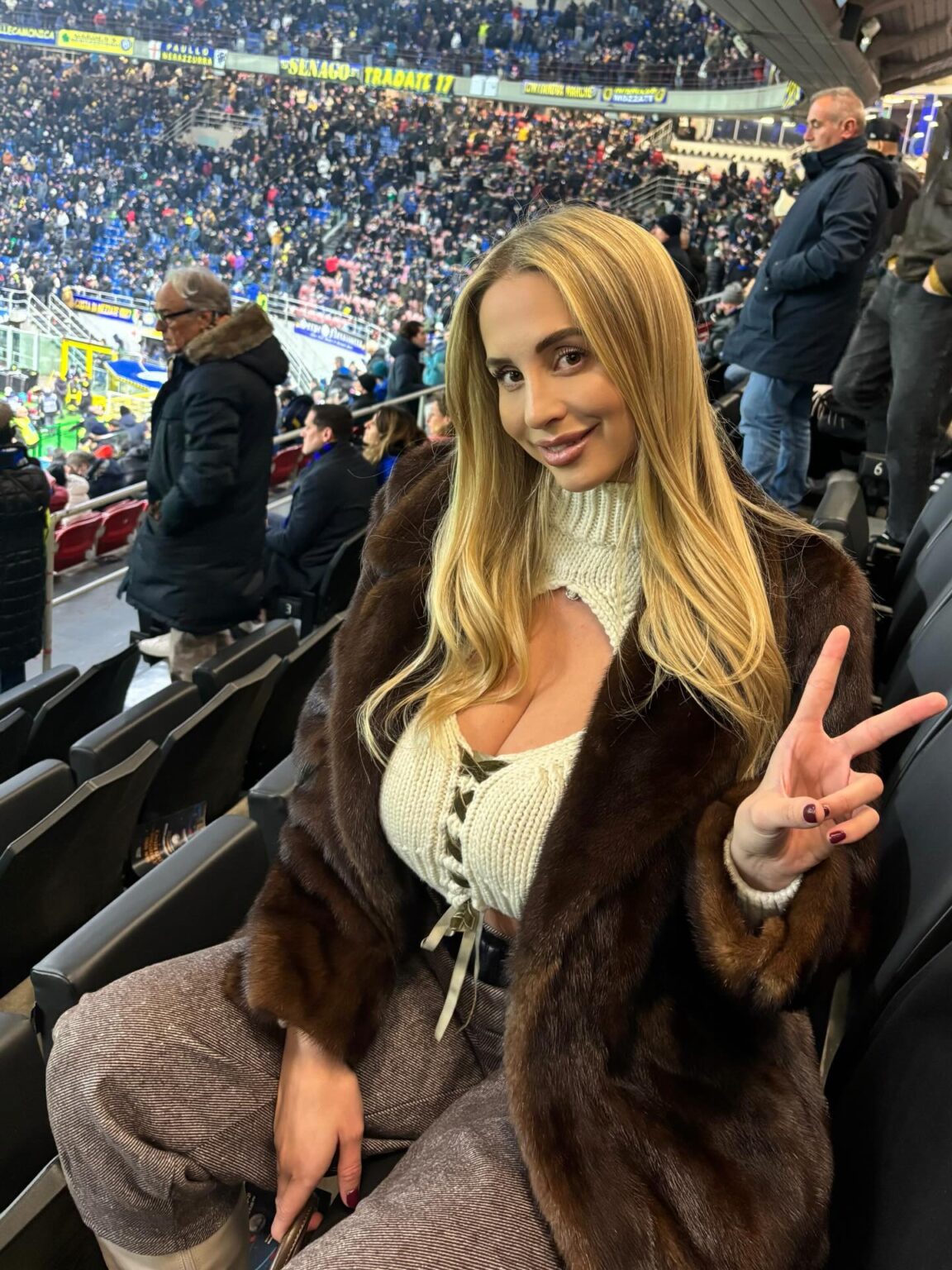Sports Presenter Maria Arreghini Turns Up the Heat in Cut-Out Sweater ...