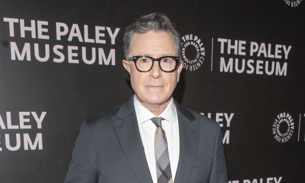 Stephen Colbert Wore People Out With Prolonged Farewell Step Back